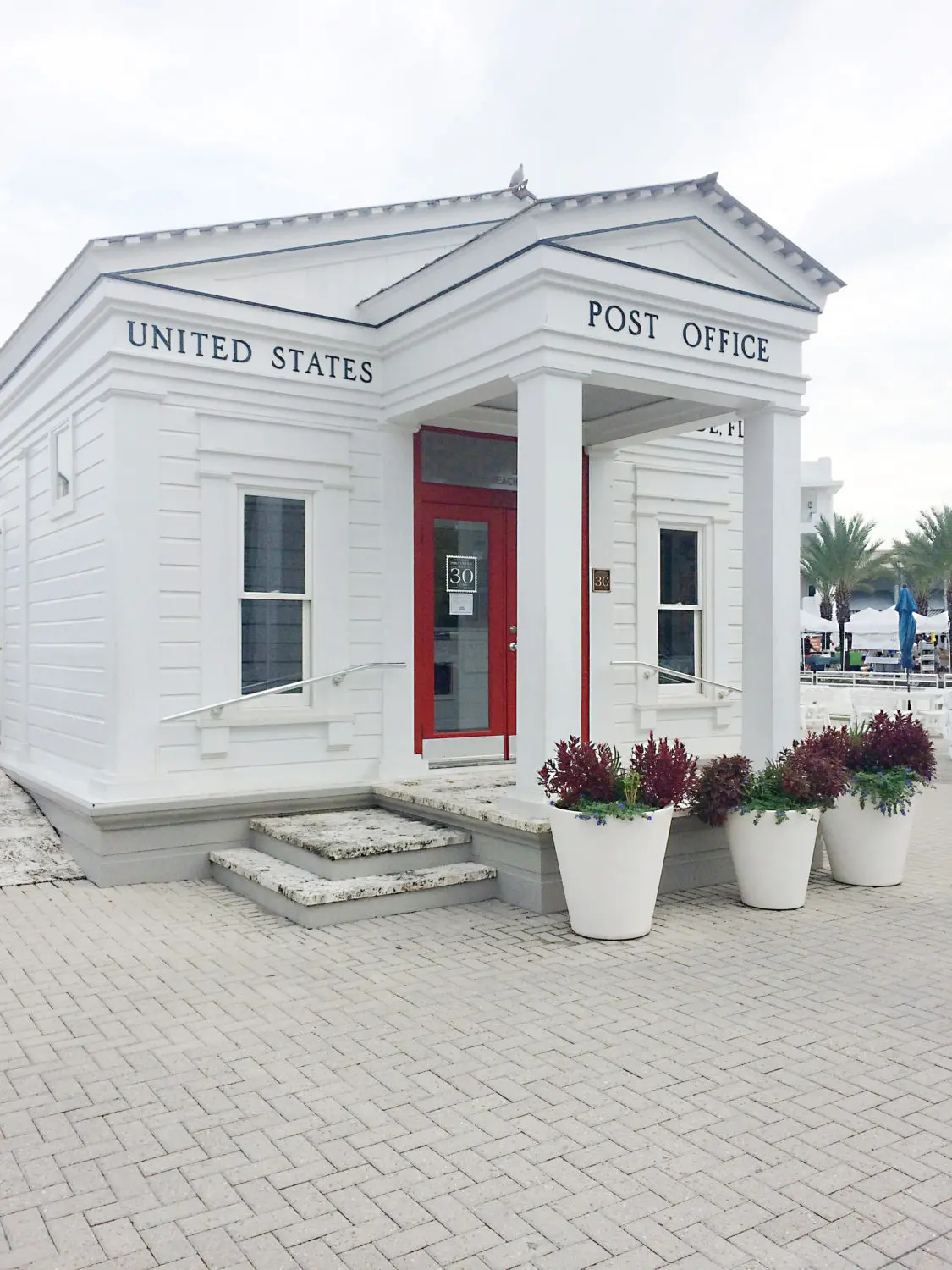 florida-seaside-post-office - Darling Darleen | A Lifestyle Design Blog