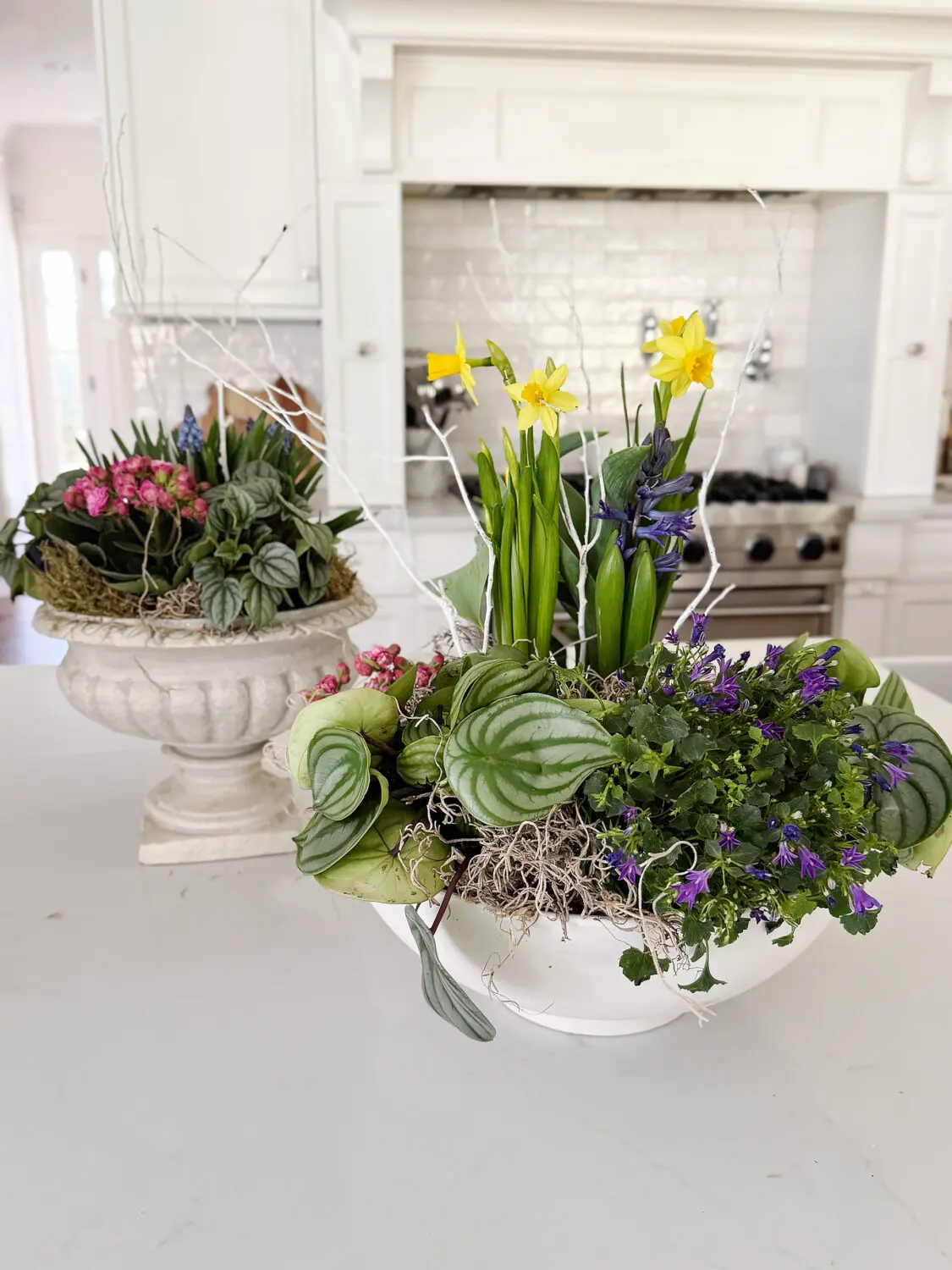 easy-spring-flower-centerpiece - Darling Darleen | A Lifestyle Design Blog