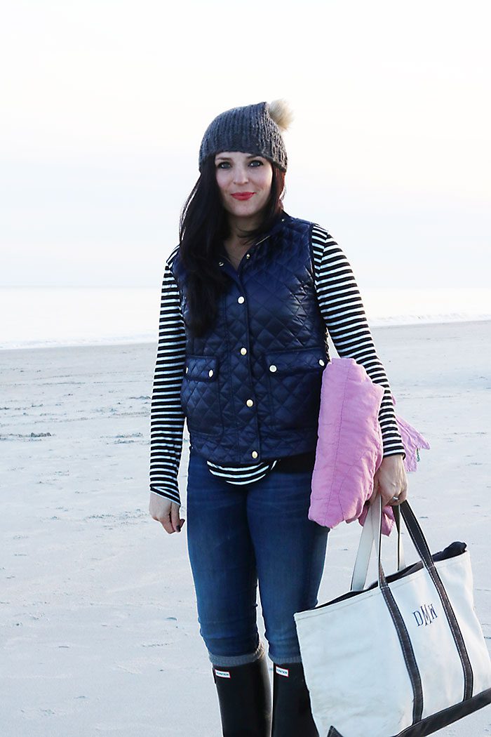 Casual Fall Winter Beach Outfits - Darling Darleen | A Lifestyle Design ...