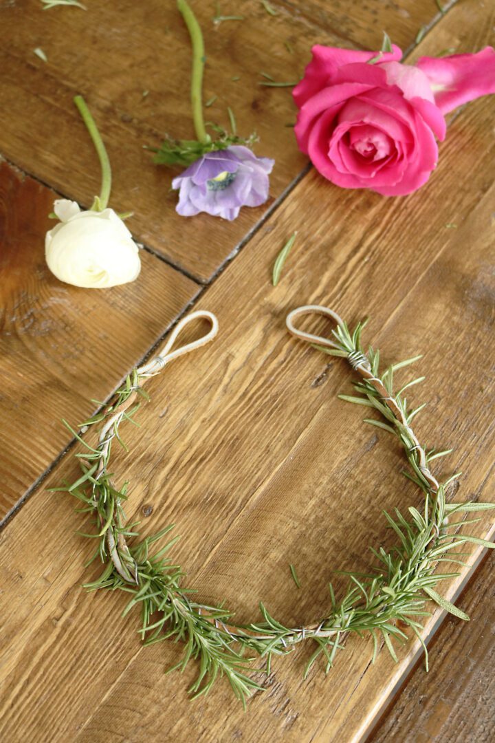 DIY-flower-crown-with-flowers-and-leaves - Darling Darleen | A ...