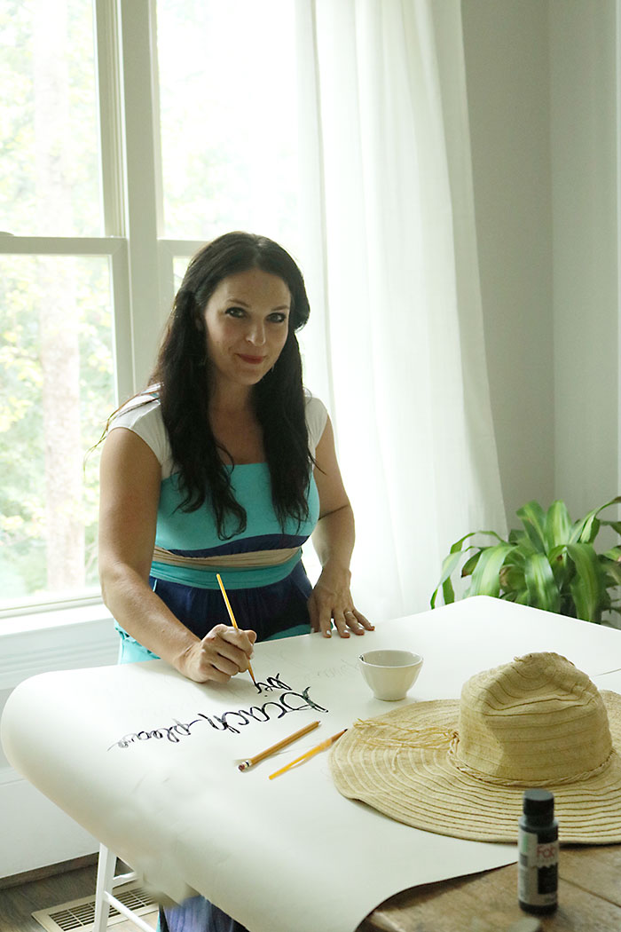 DIY Word Script Beach Hat - Darling Darleen | A Lifestyle Design Blog