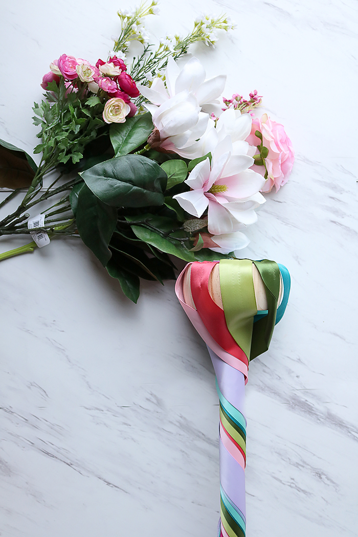 How to Make a Maypole - Darling Darleen | A Lifestyle Design Blog