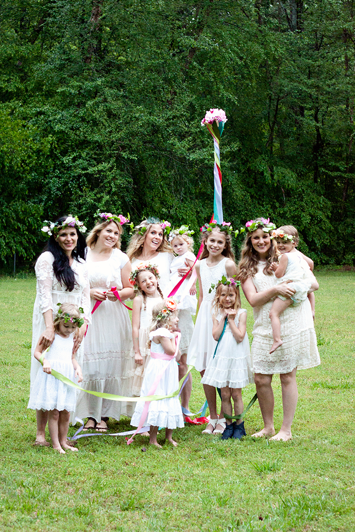 How to Make a Maypole - Darling Darleen | A Lifestyle Design Blog