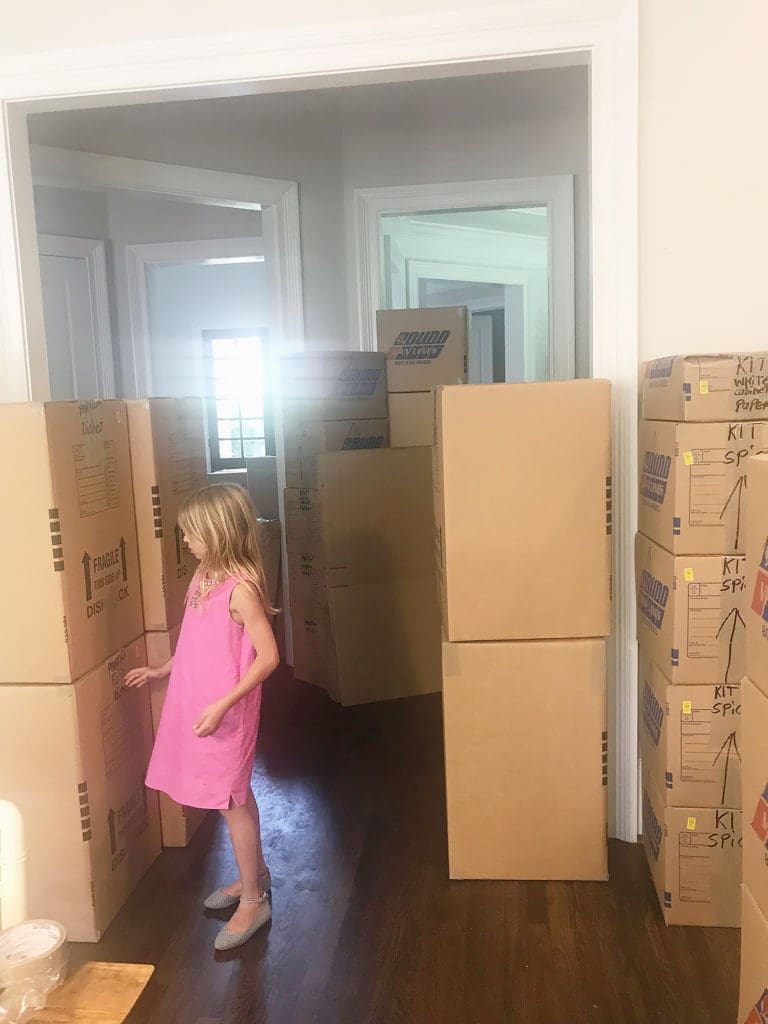 Tips for Moving with Kids - Darling Darleen | A Lifestyle Design Blog