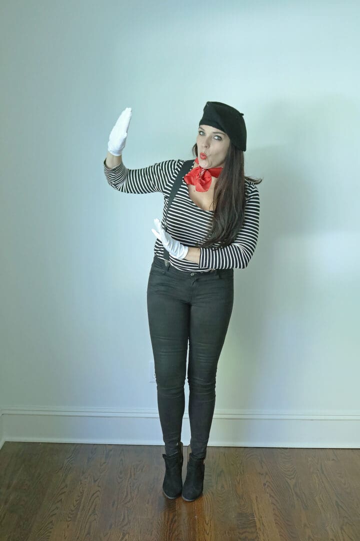 4 Easy Black and White Stripe Costume Ideas - Darling Darleen | A ...