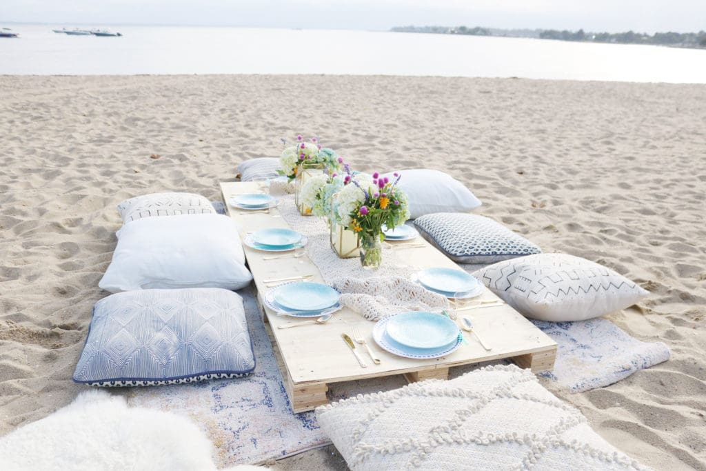 Birthday Beach Dinner - Darling Darleen | A Lifestyle Design Blog