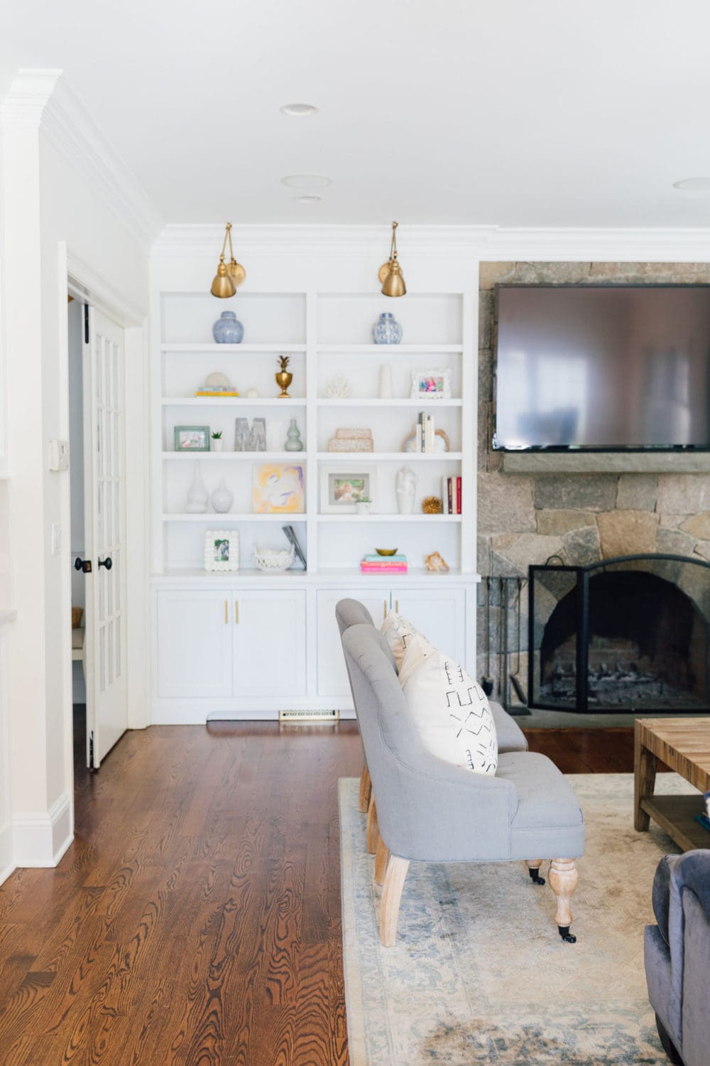 Family Room Built Ins - Darling Darleen | A Lifestyle Design Blog