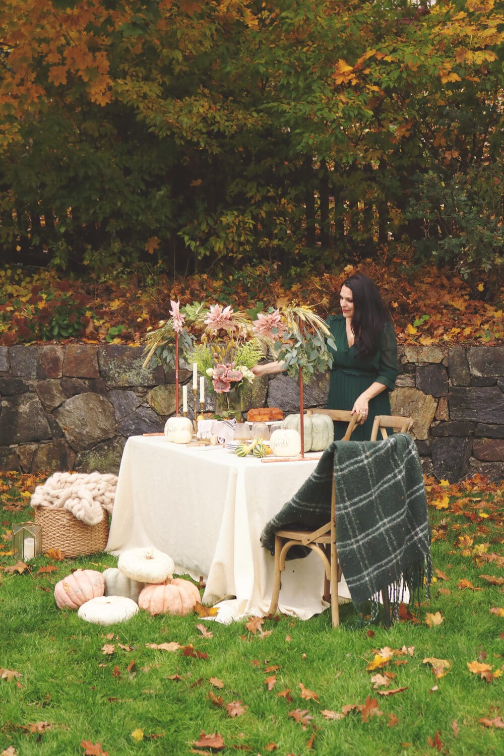 Outdoor Thanksgiving Table - Darling Darleen | A Lifestyle Design Blog