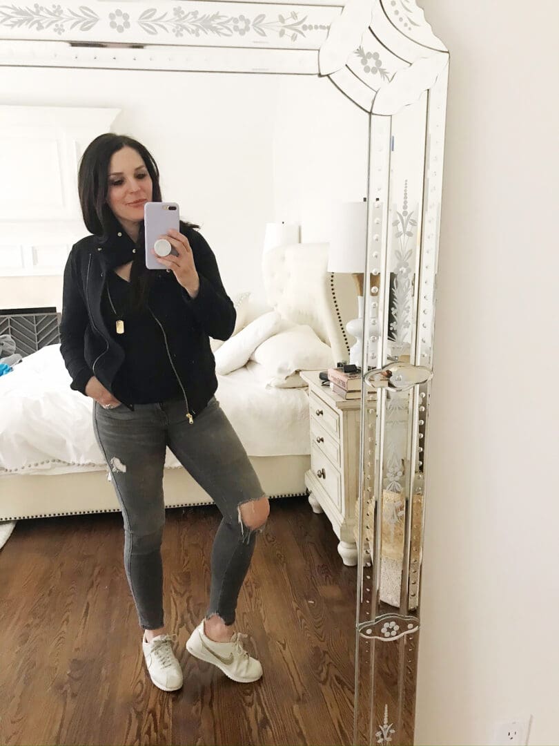 Casual Friday Jeans and Sneakers - Darling Darleen | A Lifestyle Design ...