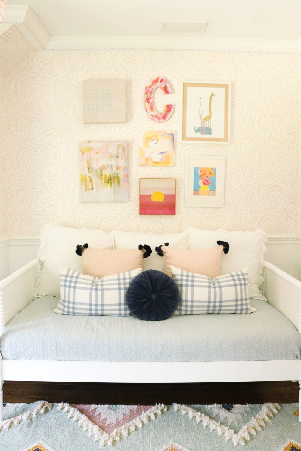 Three Ways to Make a Daybed - Darling Darleen | A Lifestyle Design Blog